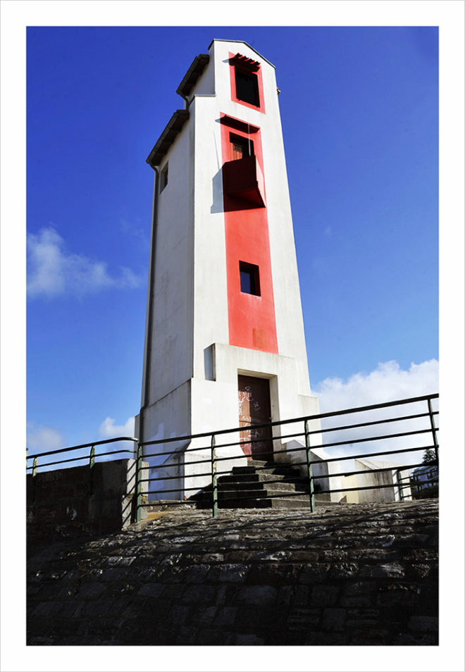 Le phare de Saint-Jean-de-Luz – ARCHIPHOTOS